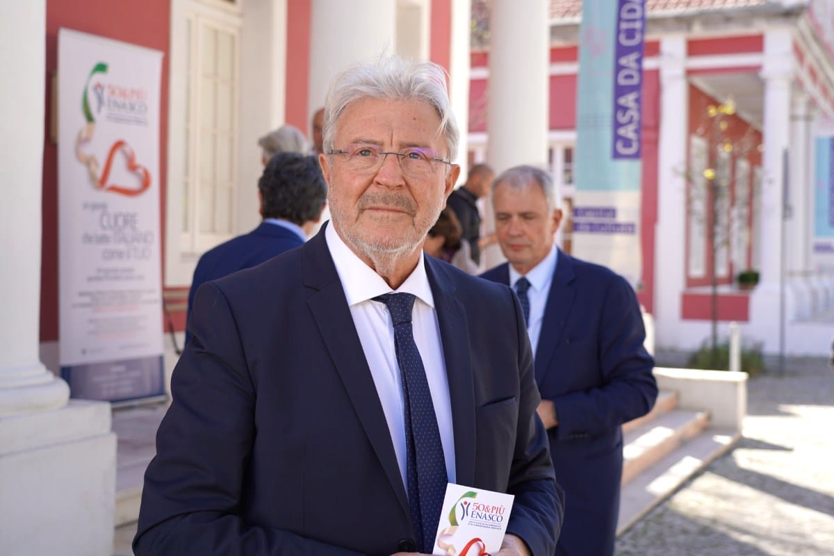 Servono servizi per gli italiani all'estero: intervista ad Antonio ...